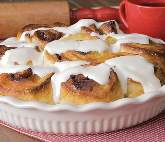 Classic Hot Crossed Cinnabuns (Cinnamon Buns with Cream Cheese Frosting ...